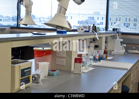 Facilities at Texas Department of Public Safety's crime laboratory in ...