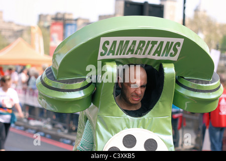 London Marathon 2011 runner Stock Photo - Alamy