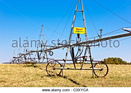Wheel line irrigation system Stock Photo: 139582141 - Alamy