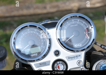 Norton Commando 961 motorcycle speedometer. Classic british motorcycle ...