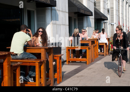 The Henry Addington, Canary Wharf, London Stock Photo - Alamy