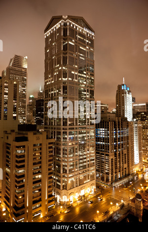 The 77 West Wacker Drive Building rising above the south bank of the ...