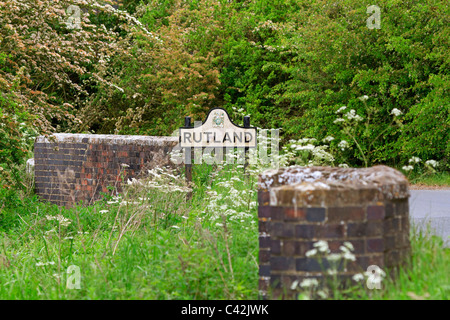 Rutland county road sign, Rutland, England, UK Stock Photo - Alamy