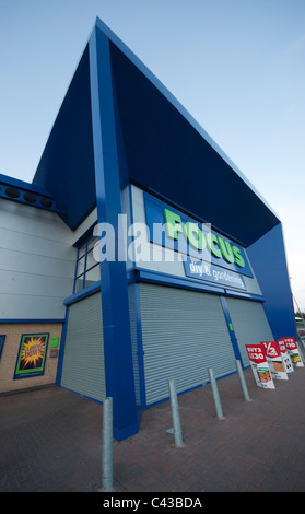 Focus DIY store closed Stock Photo - Alamy