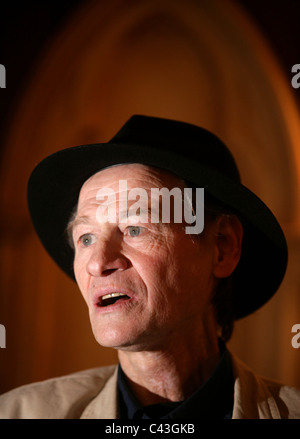 Alexander Gordon "Alex" Higgins (18 March 1949 – 24 July 2010), also ...