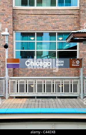 L Train, The Loop, Chicago, Illinois, USA Stock Photo - Alamy