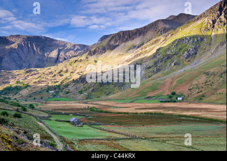 The Nant Ffrancon Valley backed by Cwm Idwal, Snowdonia National Park ...
