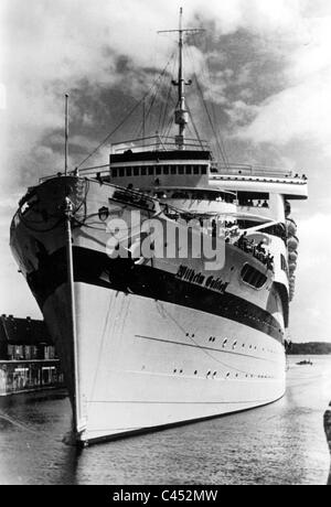 The Strength through Joy ship 'Wilhelm Gustloff', 1937 Stock Photo - Alamy