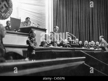 Adolf Hitler speaks in the Reichstag elections, 1932 Stock Photo - Alamy
