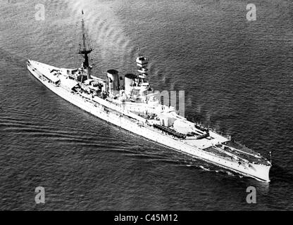 HMS Renown, British battleship Stock Photo - Alamy