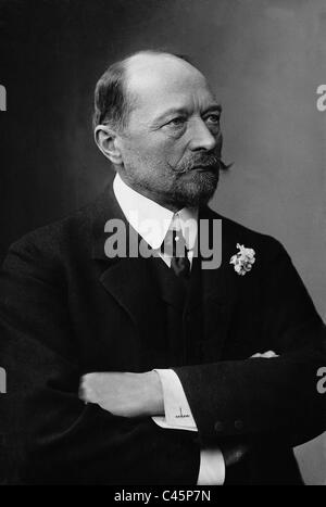EMIL von BEHRING (1854-1917) German physiologist Stock Photo - Alamy
