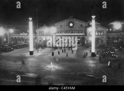 Train station in the night in Munich, Germany Stock Photo - Alamy