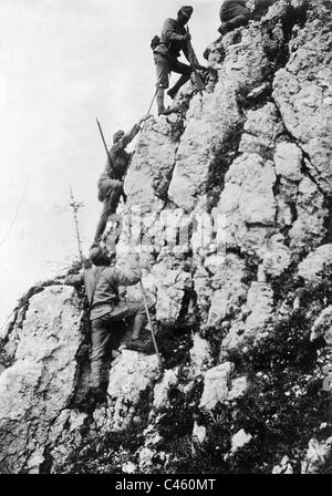 Austrian soldiers on the front in Italy, 1918 Stock Photo - Alamy