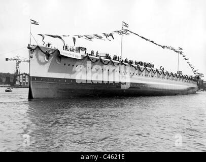 Launching of the Admiral Graf Spee, 1934 Stock Photo - Alamy