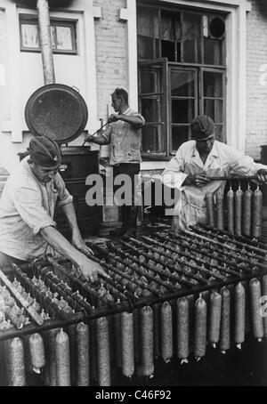 Second World War: Field Rations at German Wehrmacht Stock Photo - Alamy