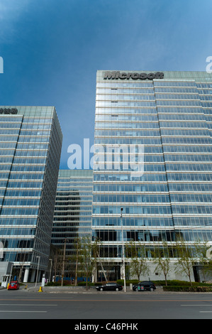 Daimler, Caterpillar and Microsoft buildings, Wangjing Technological ...