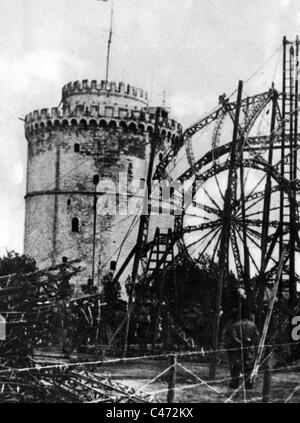 Fire crew in front of tower block at Stebbing House on Queensdale ...