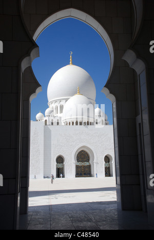 Entrance Hall, Sheikh Zayed Mosque, Grand Mosque, Abu Dhabi, United ...