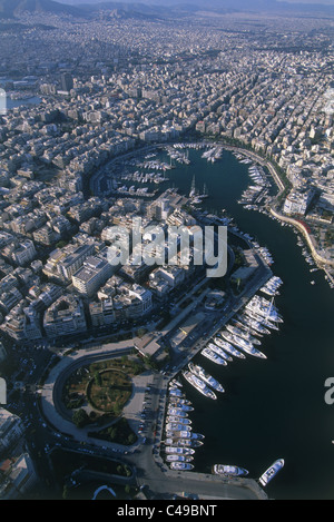 Aerial photograph of the Zea marina in the Greek city of Piraeus Stock ...