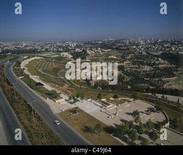 Aerial photograph of the Haas promenade in the new city of Jerusalem ...