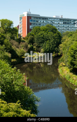 The Maxwell Building over the River Irwell, Peel Park Campus, Salford ...