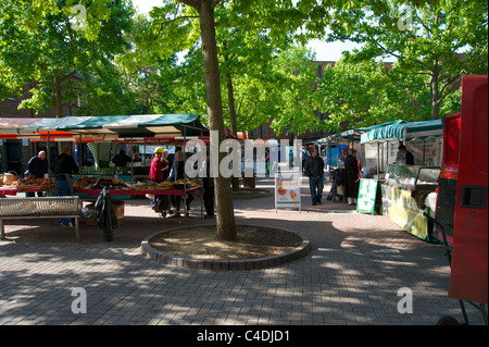 The Gloucester Green Market in Oxford in the UK Stock Photo - Alamy