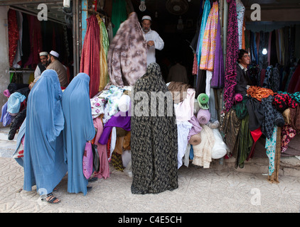 clothes shop in herat, Afghanistan Stock Photo - Alamy