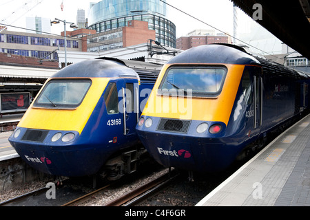 First Great Western Trains High Speed Diesel 43170 HST and Alphaline ...