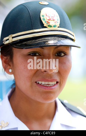 Female peruvian police officer in Lima, Peru Stock Photo - Alamy