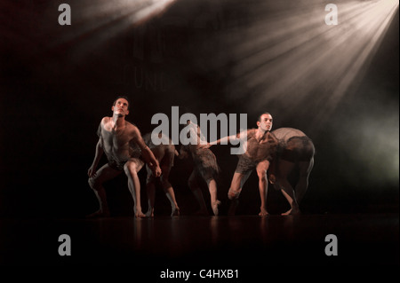 Leigh Warren Dancers Womadelaide 2011 "Breathe Stock Photo - Alamy