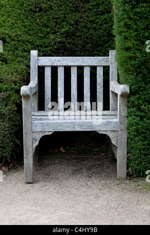 Wooden bench at Ashcombe Maze, Shoreham, Australia Stock Photo - Alamy