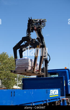 Jewson builder's merchant truck, lorry, vehicle. Carrying timber ...
