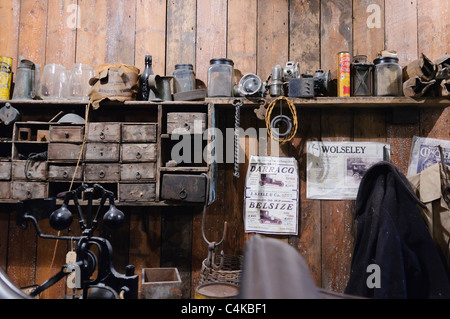 Old fashioned mechanics workshop garage Stock Photo - Alamy