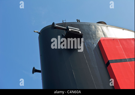 Horns on the distinct red funnel of the Queen Mary 2 Cunard liner Stock ...