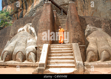 Sigiriya Rock Fortress, Lion Staircase, Sri Lanka Stock Photo - Alamy