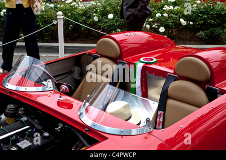 A 1964 Alfa Romeo 2600 At the Rodeo Drive Concours 2011 Stock Photo - Alamy