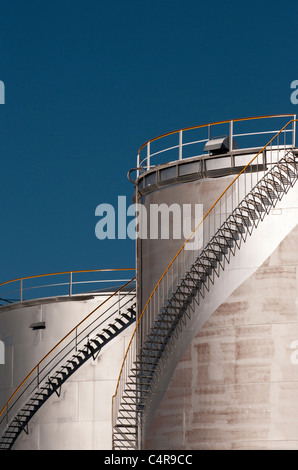 Oil storage tanks at the Shell terminal in the Pernis harbor in the ...