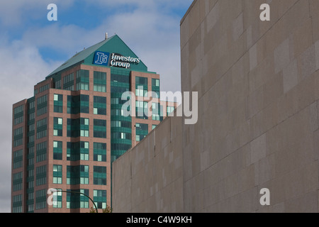 Investors Group (IGM Financial Inc.) Headquarters (One Canada Centre ...