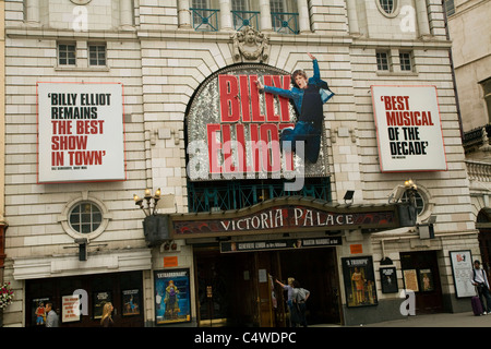 Billy Elliot musical at Victoria Palace Theatre in London, Britain, UK Stock Photo - Alamy