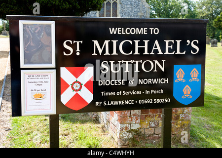 Welcome sign to Norwich Stock Photo - Alamy