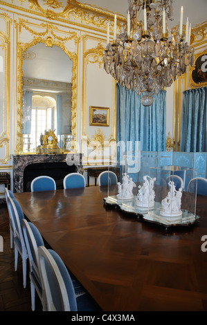 Opulent rooms in the Chateau of Versailles near Paris, France Stock ...