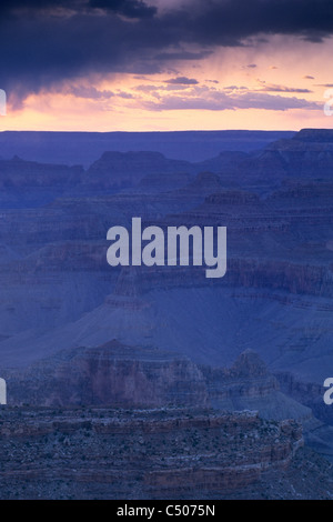 Sunset light across the Grand Canyon from Lipan Point at the South Rim ...