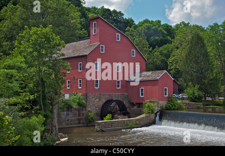 Faded Red Water Mill on the Dam of the Raritan River Stock Photo - Alamy