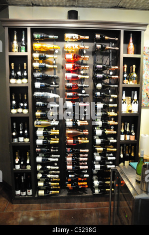 Inside a Wine shop in New York Stock Photo - Alamy