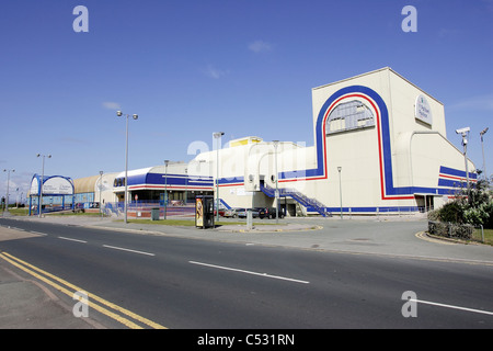 Rhyl Sun Centre and Pavilion Theatre on the promenade in the seaside ...