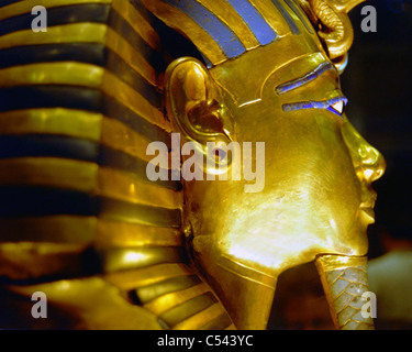 Side view of King Tut Stock Photo - Alamy