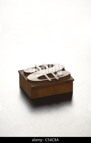 Antique Dollar Typeface, business concept Stock Photo - Alamy