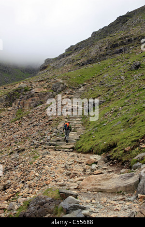 Pyg Trail towards Mount Snowdon, Snowdonia National park, Wales, UK ...