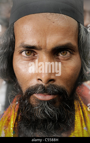 A fakir or Muslim holy man in West Bengal Stock Photo - Alamy