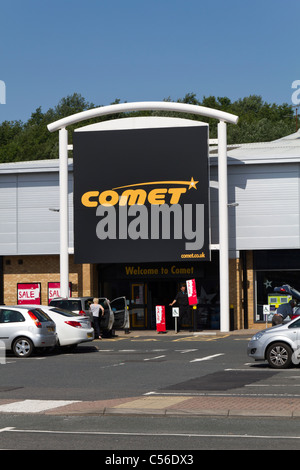 The entrance to a Comet store, UK Stock Photo - Alamy